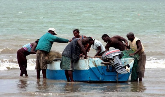 Angola assina tratado sobre pesca legal e sustentável - CORREIO DIGITAL ...