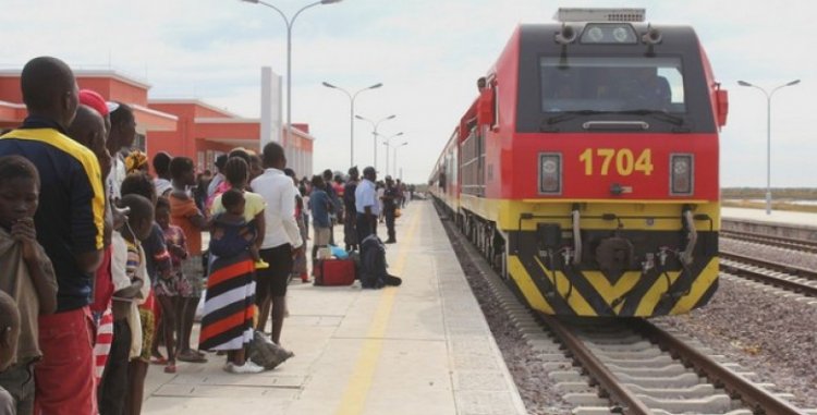 Luanda com novo horário de circulação dos comboios - CORREIO DIGITAL ...