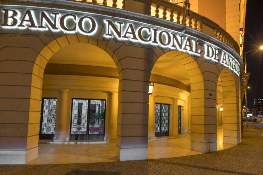 Banco Nacional de Angola lança Portal de Serviços do Cliente Bancário ...