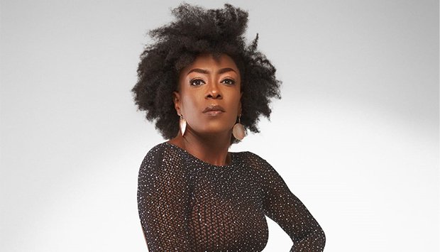 Angolana Cláudia Púcuta conquista troféu de Melhor actriz da África ...